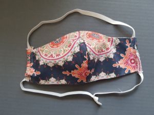 Jak ušít roušku snadno a rychle » Měsíčník Rozmarýna - online vydání